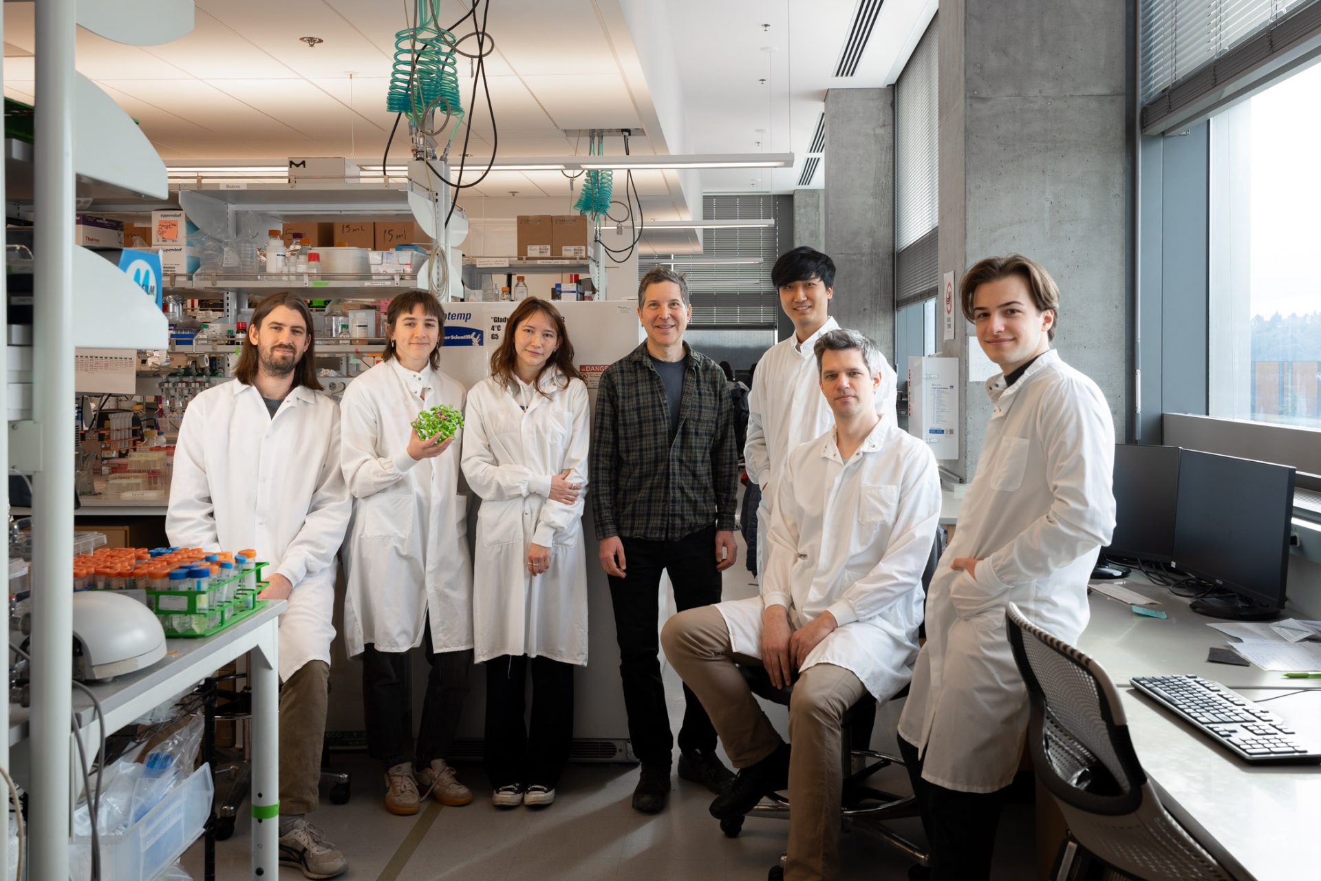 Generating new enzymes with complex active sites • Baker Lab